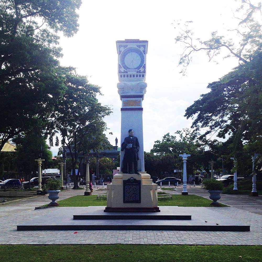 2-4 | Buglas Writers Journal